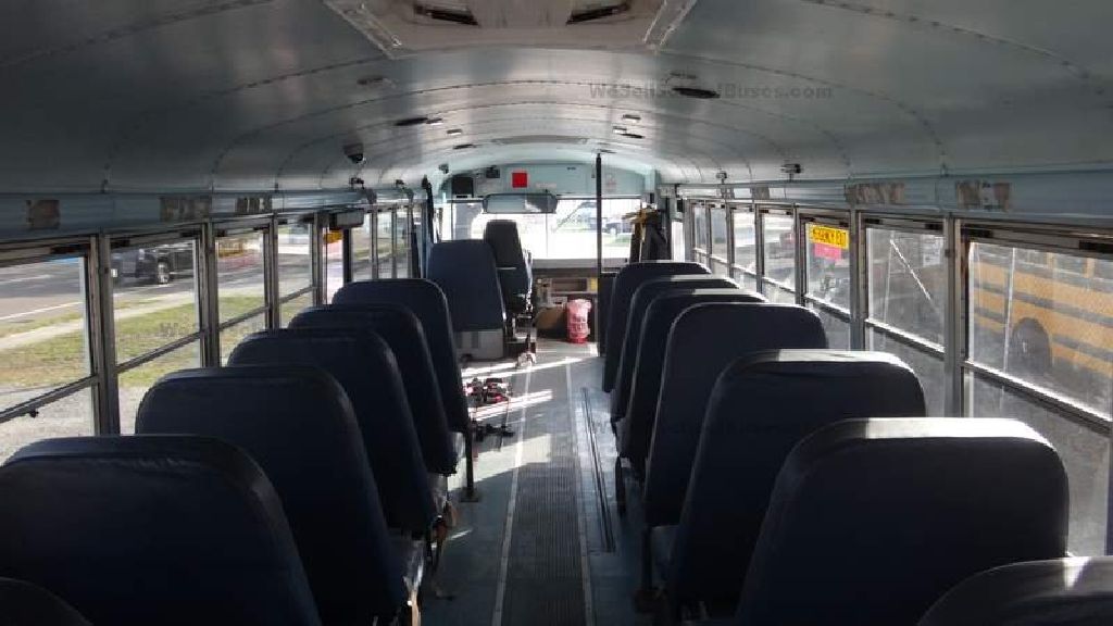 2008 Freightliner Thomas School Bus + Front Wheelchair Access - Claz.org