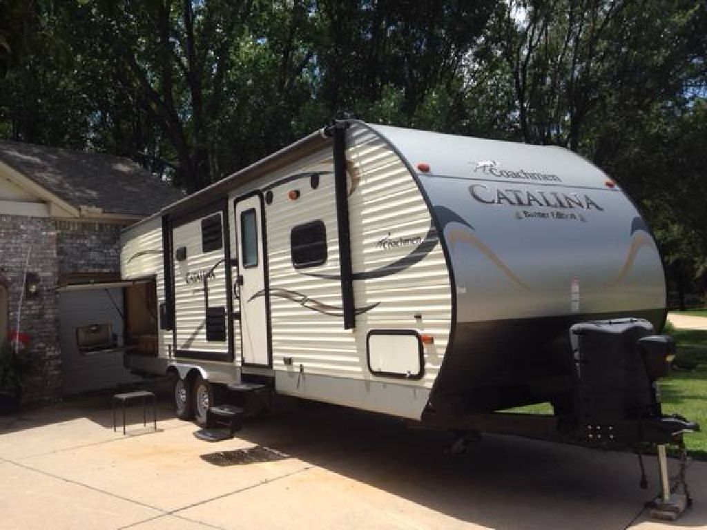 By Owner! 2015 30 ft. Coachmen Catalina 283-RBKS (purchased new in 2016 ...