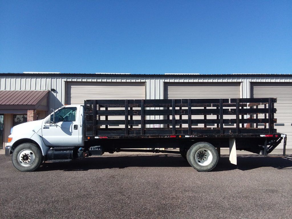 2013 Ford F750 Stake bed *48 K Miles* Cummins - Claz.org